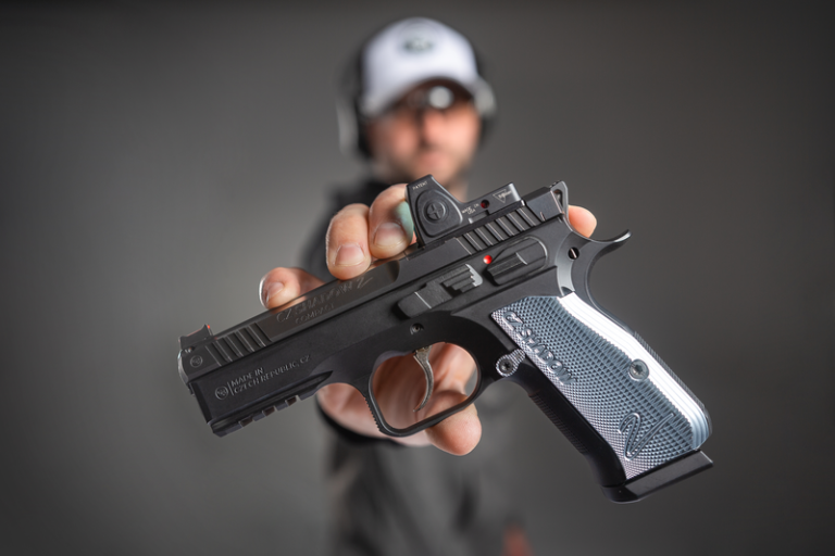 CZ Shadow2 COMPACT: hivatalos - KaliberInfo